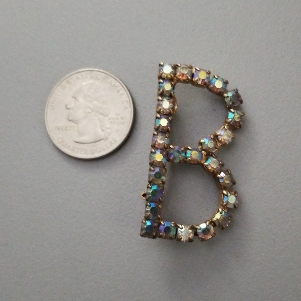 Vintage Letter B Aurora Borealis Stones Pin Brooch - Gem